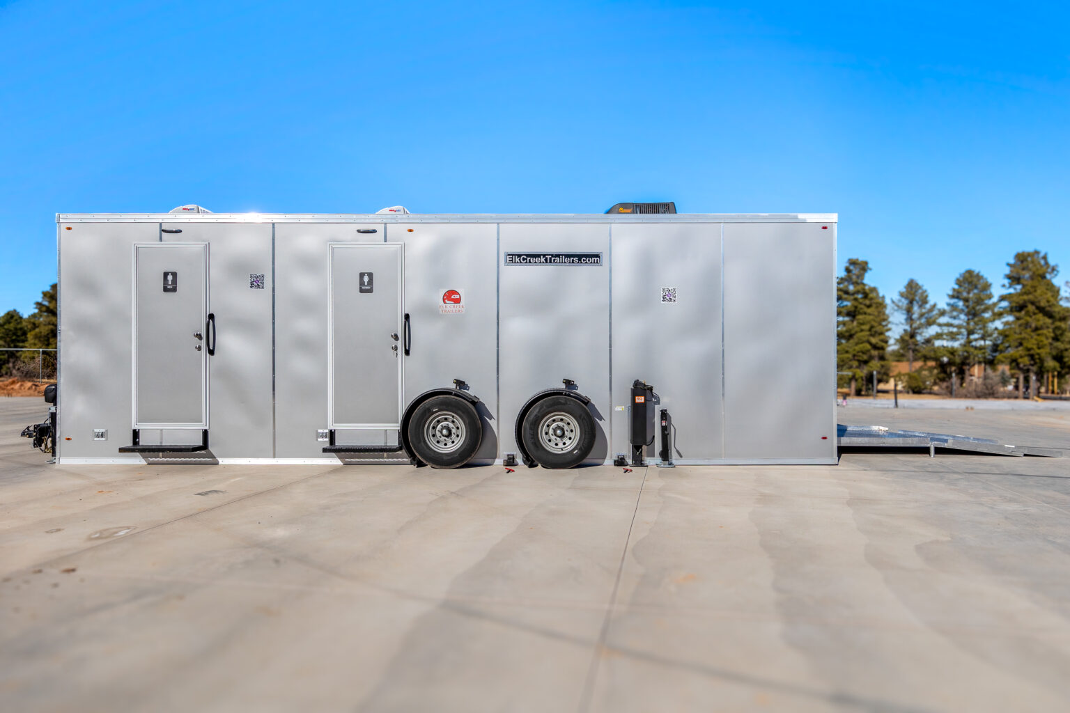 ADA+8 Stall Lowering Direct Hookup Restroom Trailer - Elk Creek Trailers